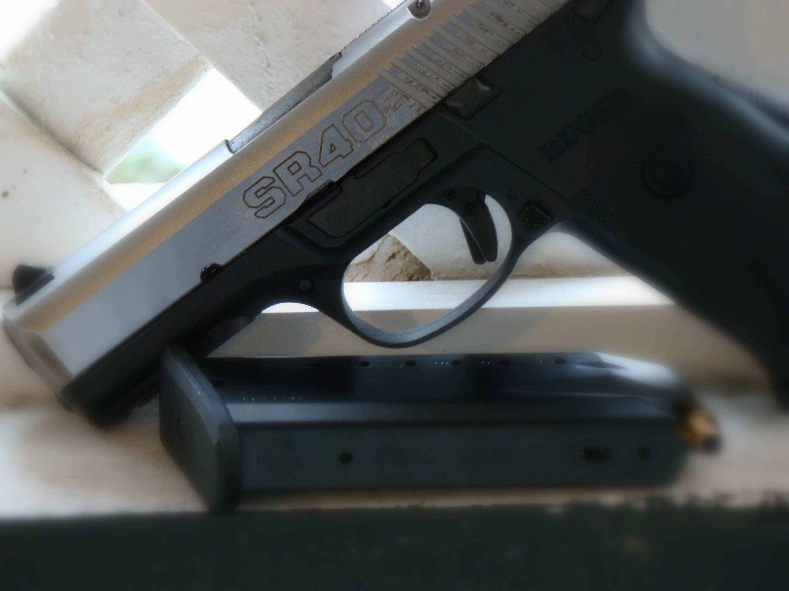 The Truth about the Ruger SR40 - Gun Nuts Media